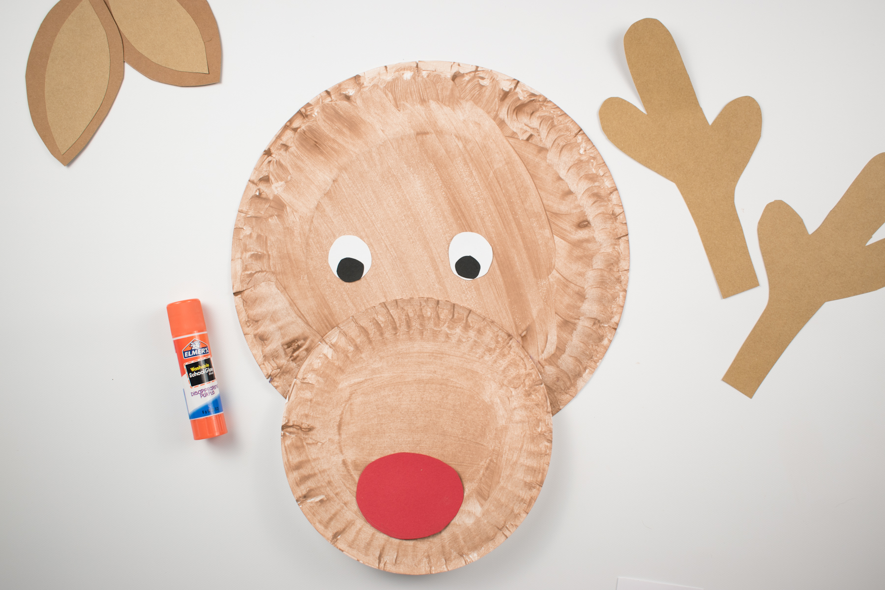 How To Make A Reindeer Paper plate Craft 2023